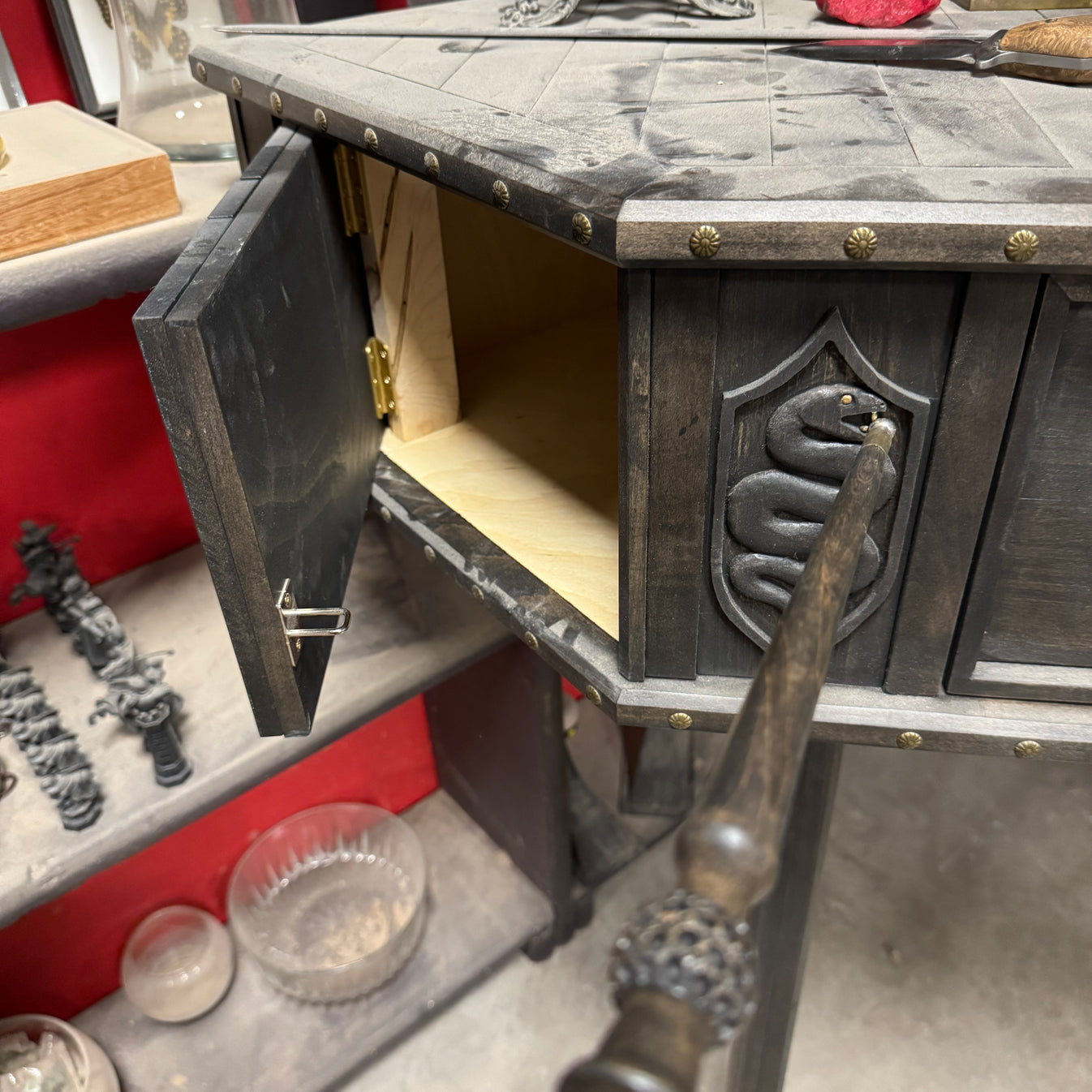 The Philosopher Desk – Lucky Rooster Co